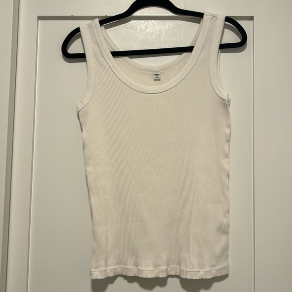 Uniqlo | Tops | Uniqlo White Ribbed Tank Top | Poshmark
